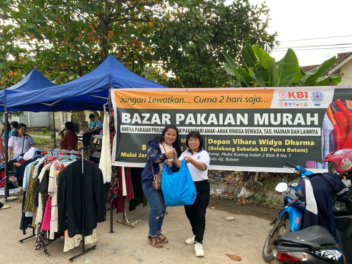 Majelis Buddhayana Indonesia Prov. Kepulauan Riau Mengadakan Bazar Pakaian Murah | KBI ...